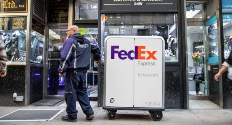 FedEx Express expands New York City pilot of electric delivery carts ...